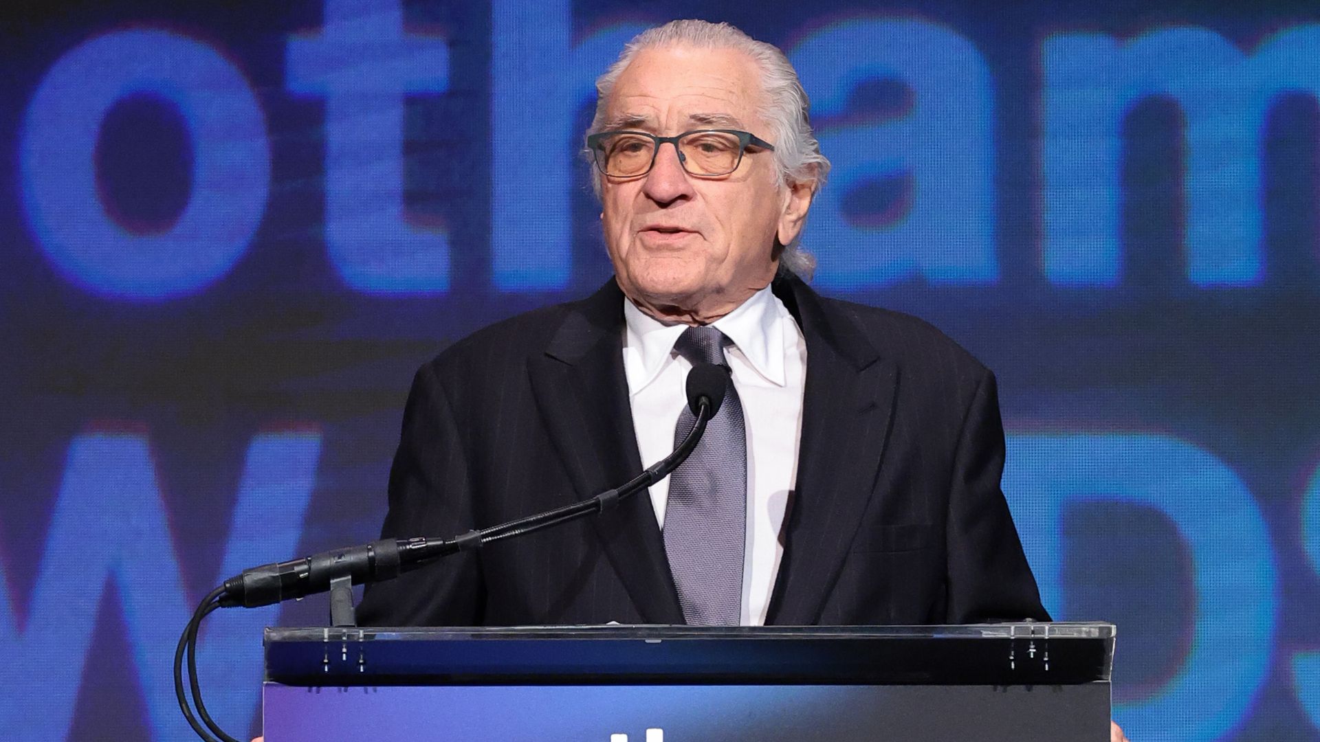 Robert De Niro sorgt bei Gotham Awards für verwirrten Moment