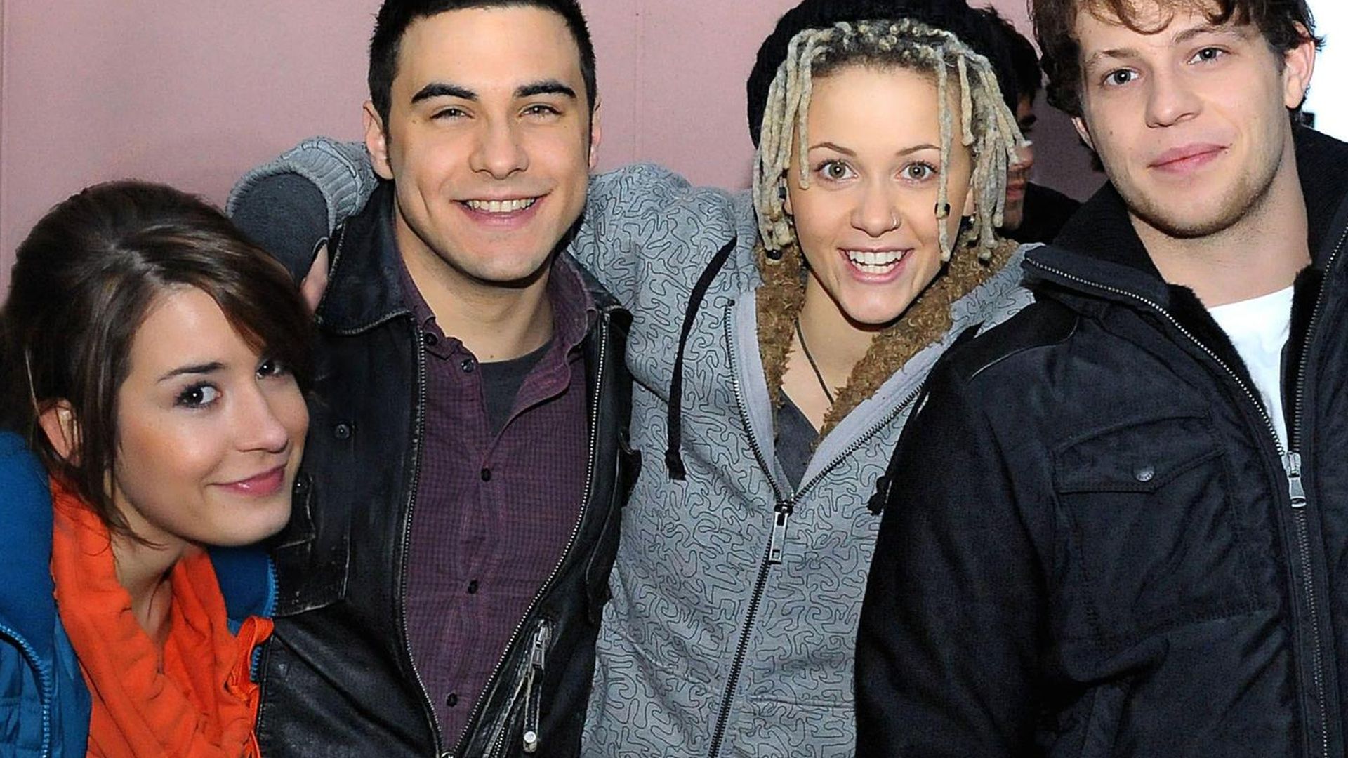 Unter uns: Diese Fauxpas' leisteten sich die Stars | Promiflash.de