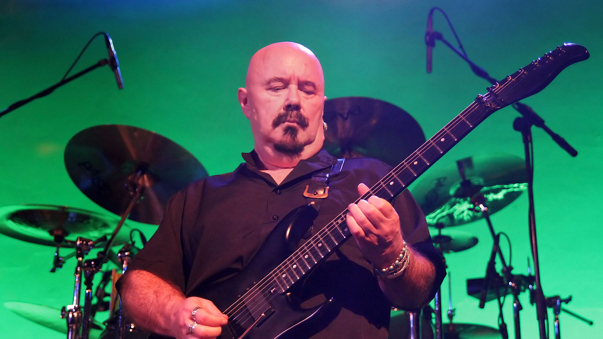 Der Gitarrist der Band Magnum Tony Clarkin ist verstorben!