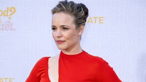 Zweites Kind? Rachel McAdams mit prallem Bauch unterwegs | Promiflash