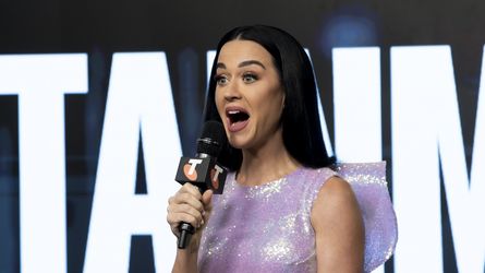 Neuer Look: Katy Perry zieht mit kurzem Pony Blicke auf sich