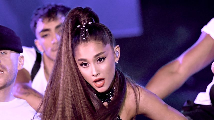 Ariana Grande verplappert: Ihr Pete ist ordentlich bestückt! | Promiflash.de