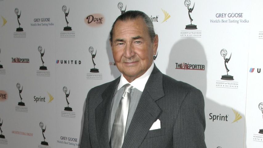 "Free Willy"-Star August Schellenberg gestorben! | Promiflash.de