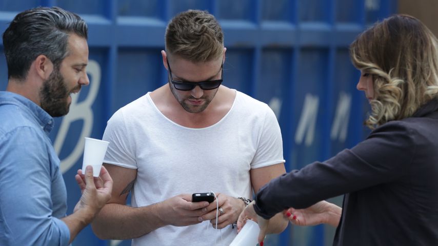 "Unter uns"-Promi-Dinner: Diese Stars sind dabei | Promiflash.de