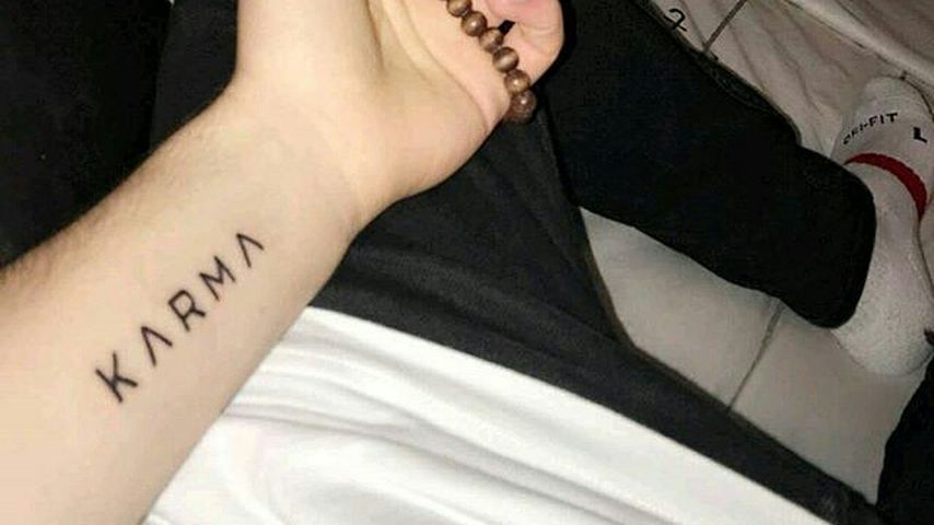 Erstes Tattoo mit 16! Mike Singer lässt sich "Karma" stechen ...