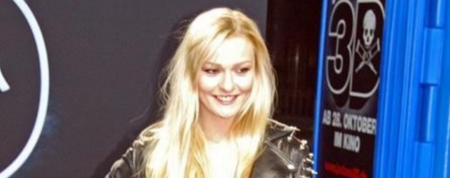 GNTM-Miriam präsentiert ihren knackigen Popo! | Promiflash.de